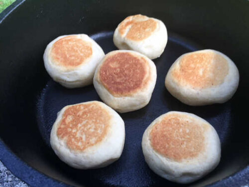 Witte bolletjes uit de dutch oven - Dutchovenshop.nl